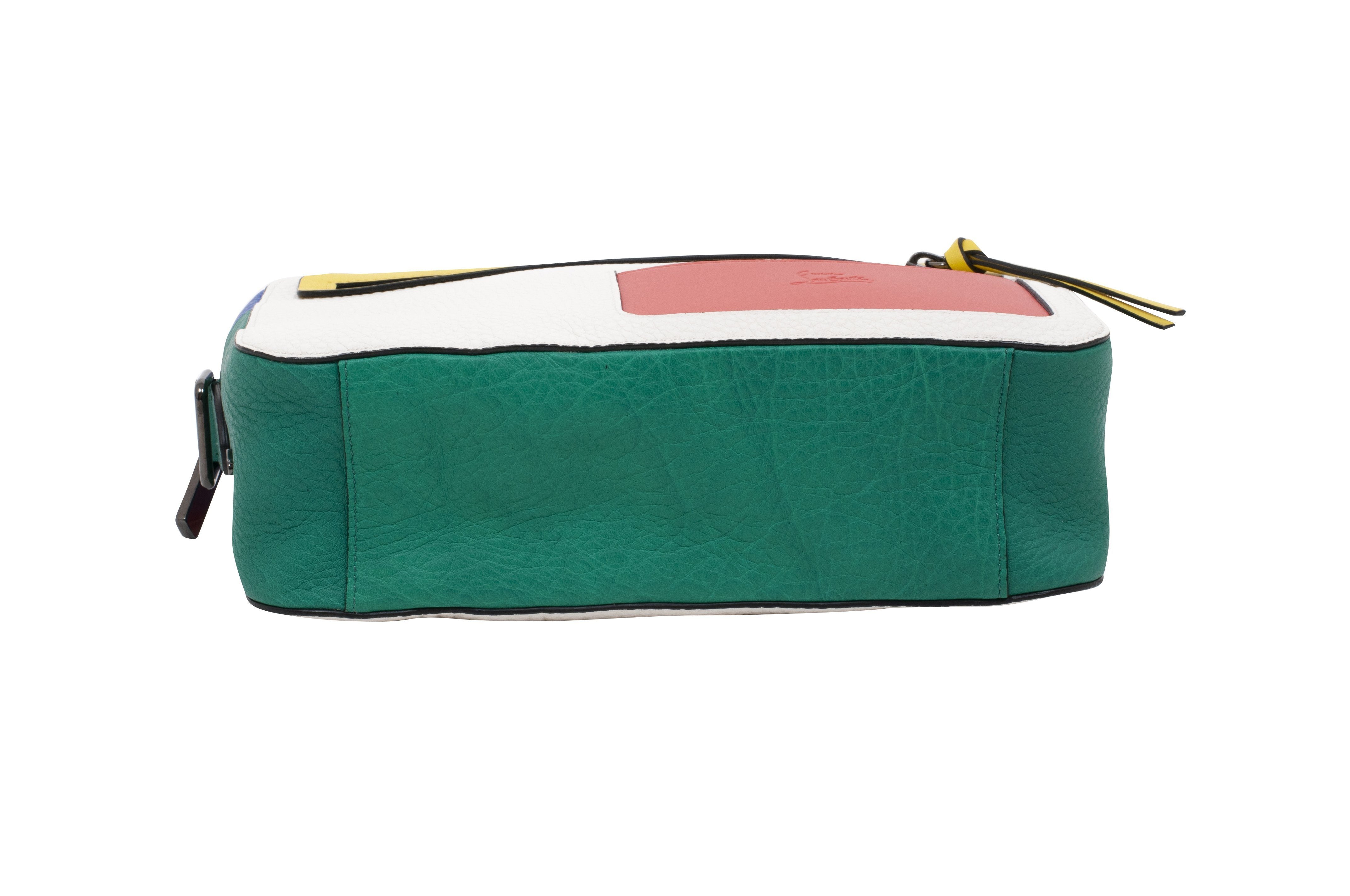 Aliosha Pouch – THE-ECHELON
