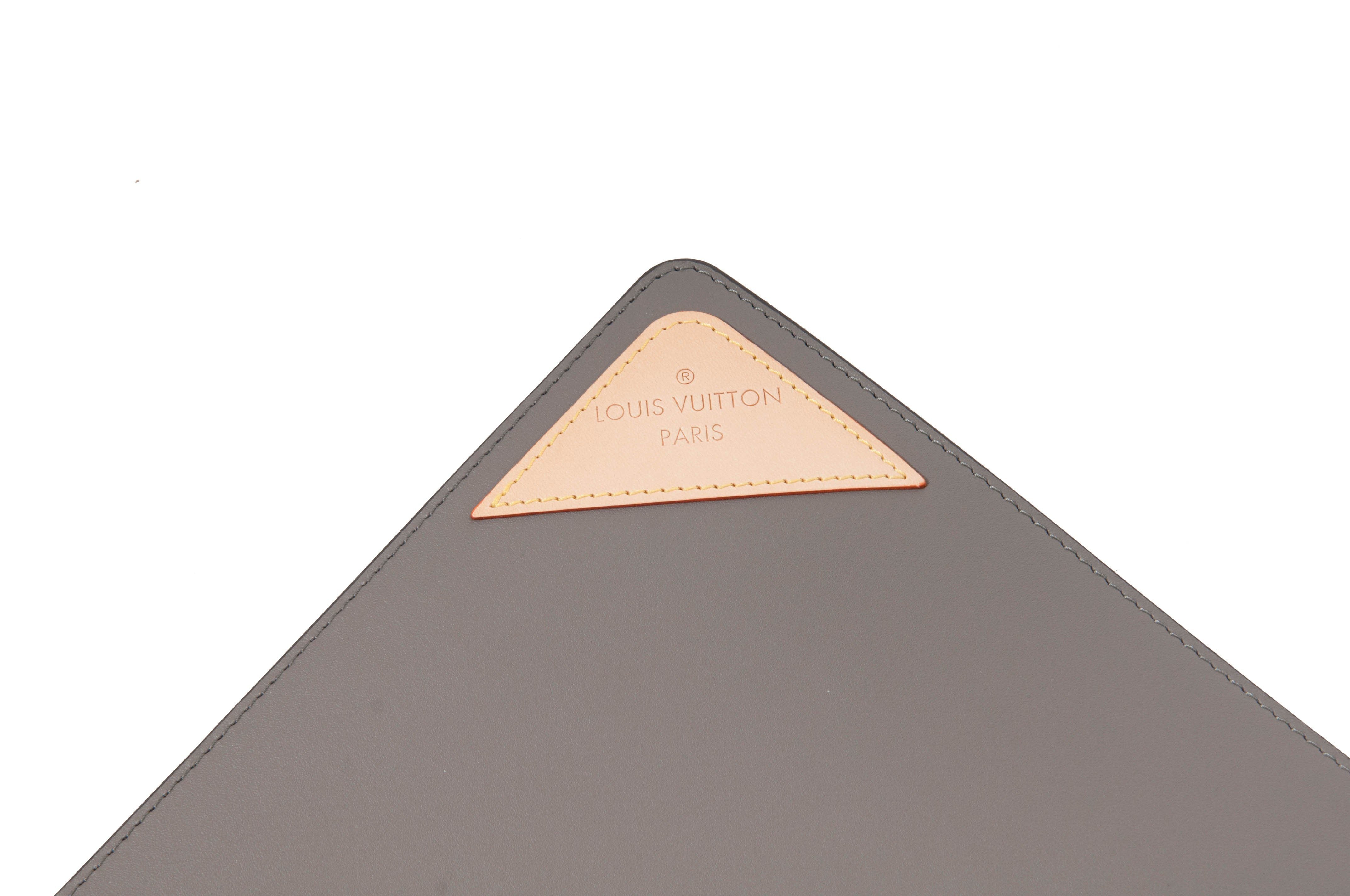 Monogram Desk Mat – THE-ECHELON