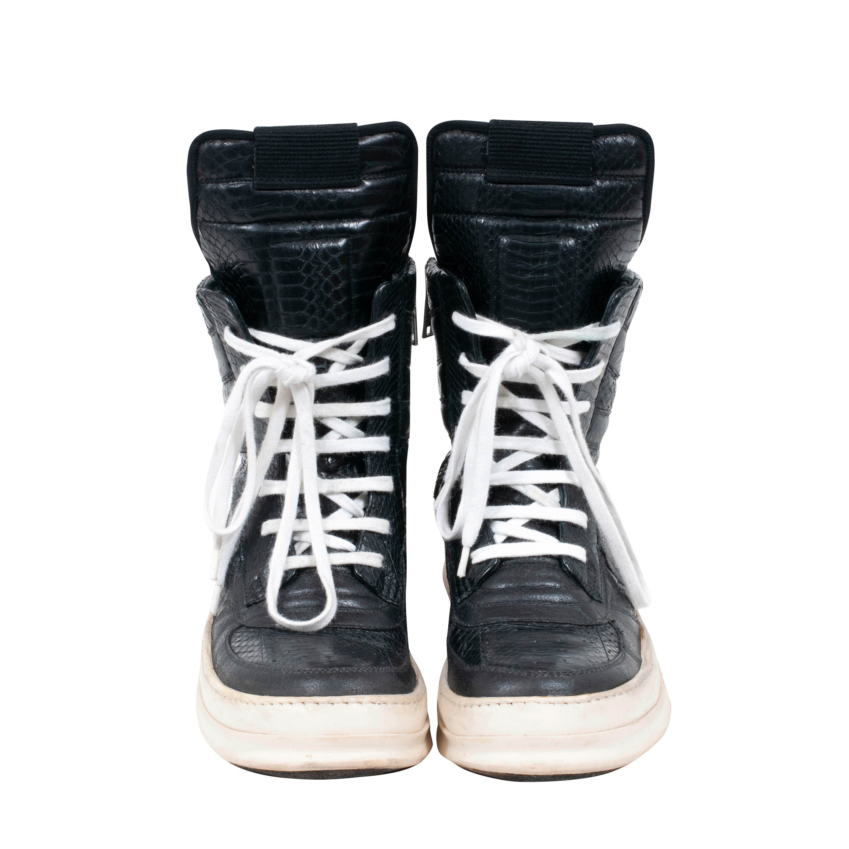 Python Dunks – THE-ECHELON